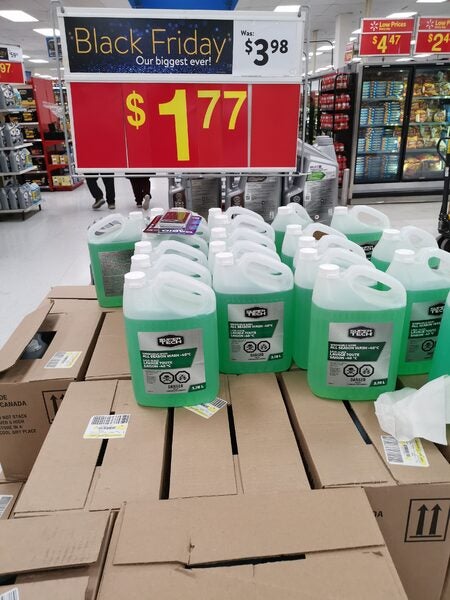 [Walmart] SuperTech All Season Windshield Washer Fluid 3.78L -40°C $1. ...