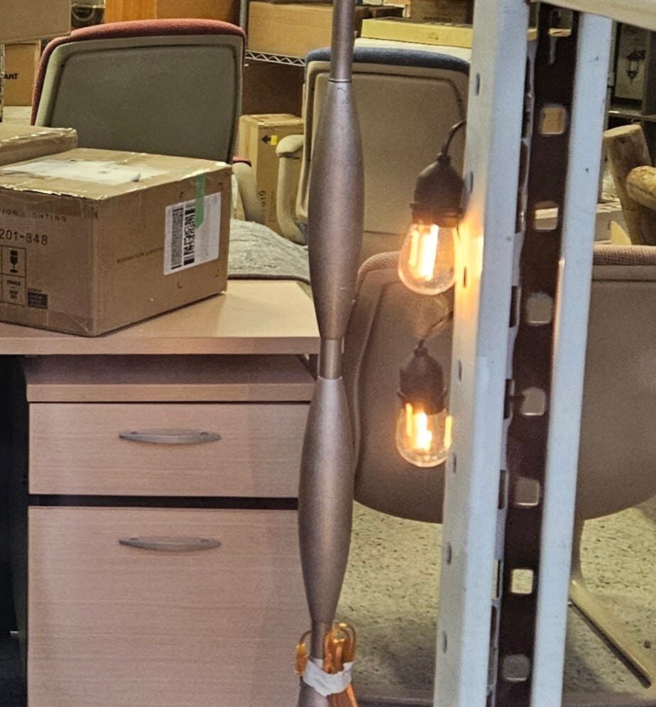 [Le Magasin Habitat pour l'humanite (Montreal, QC)] Vintage Steelcase ...